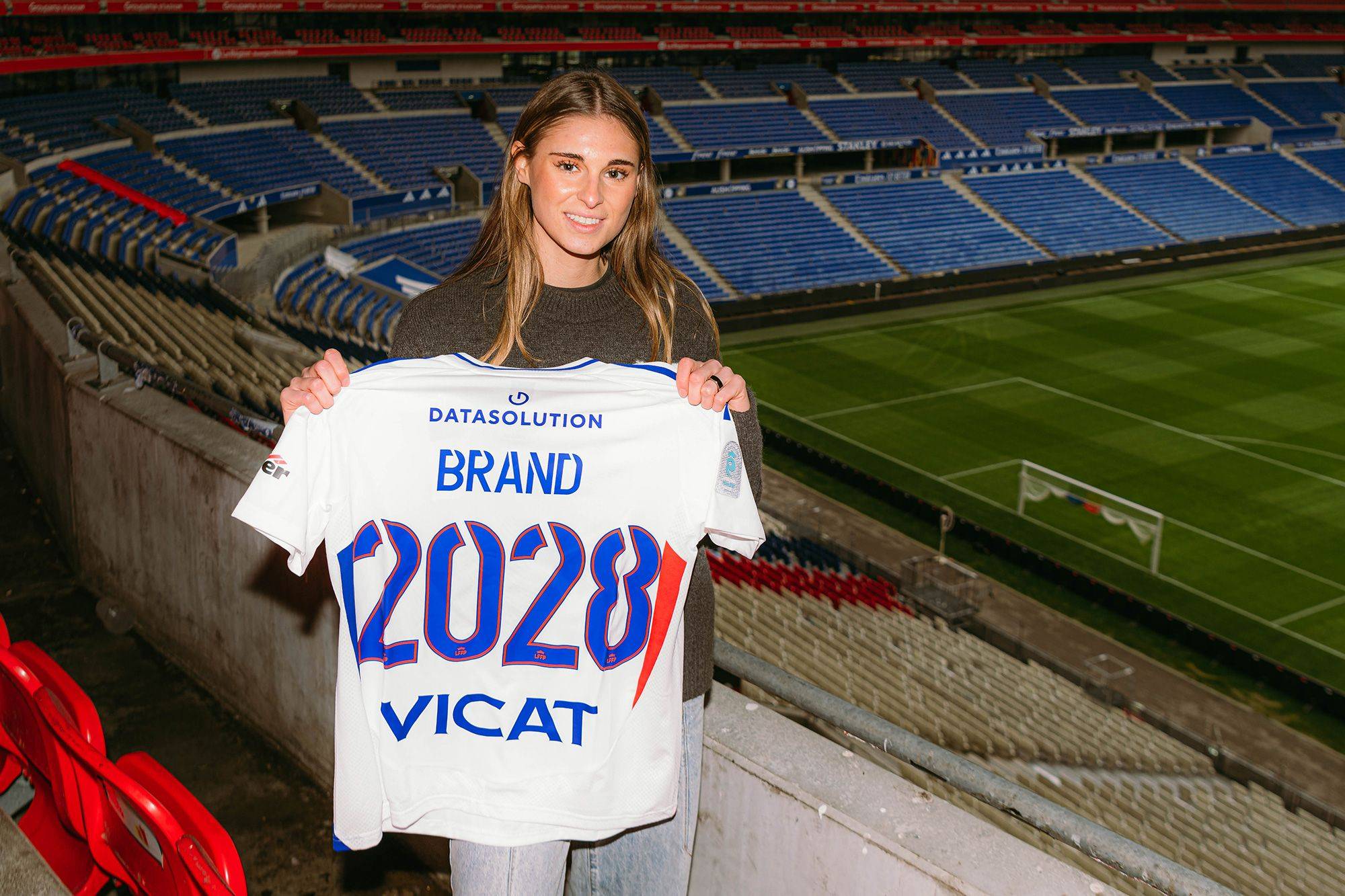 Jule Brand joins OL Lyonnes until 2028