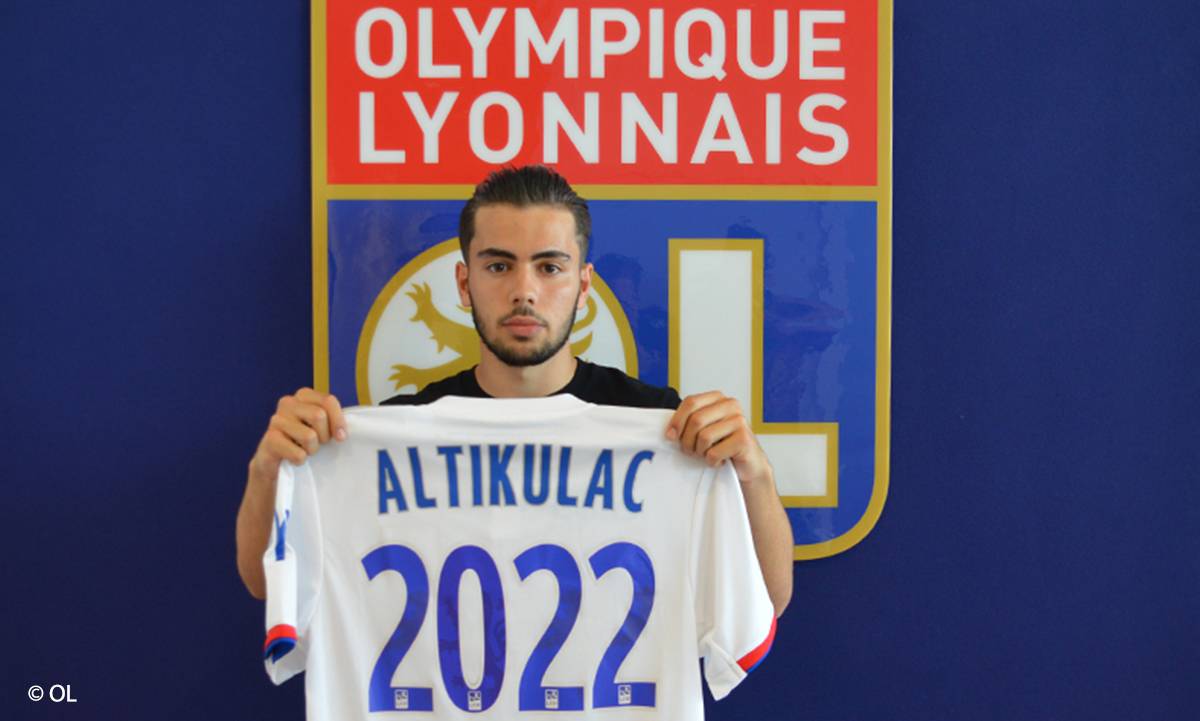 Mercato : Melih Altikulac signs a development contract