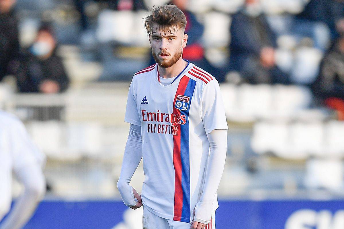 Titouan Thomas joins Estoril